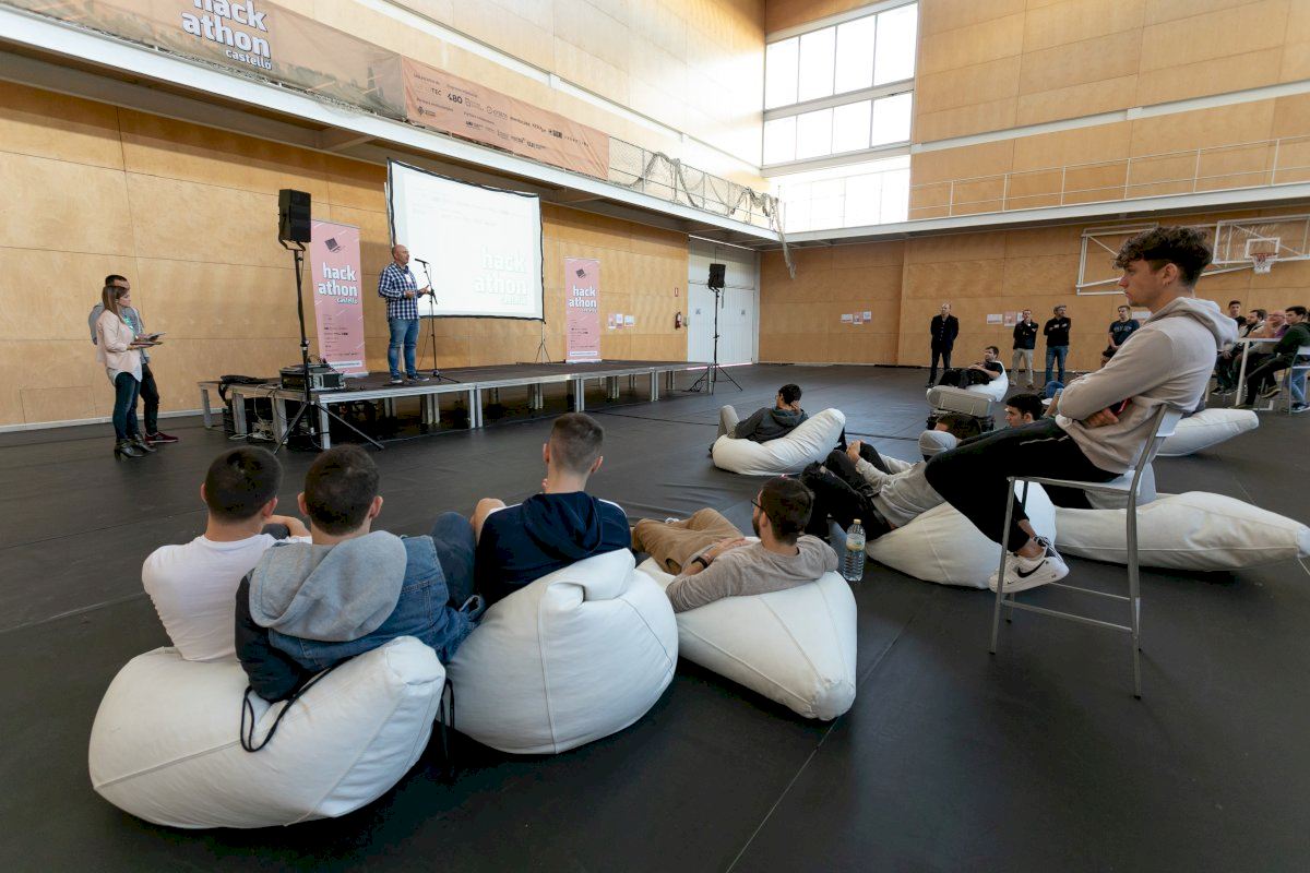 Hackathon FACSA Castellón anuncia la programación de sus Tech Corners – COITCV